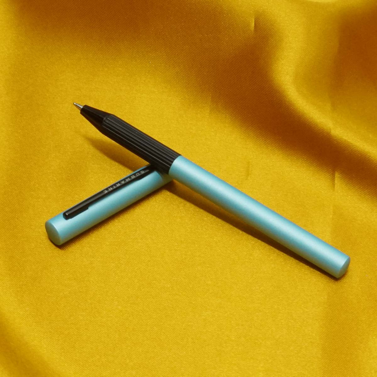 Submarine 1083 Slim Sky Blue Color Body With Black Clip And Grip Fine ...