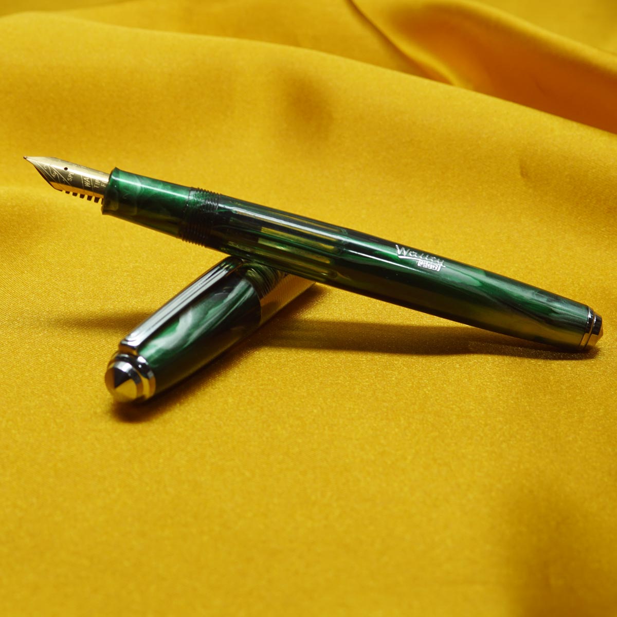 Airmail Wality 71J Green color Marble Finish Cap and Body Silver Trim ...