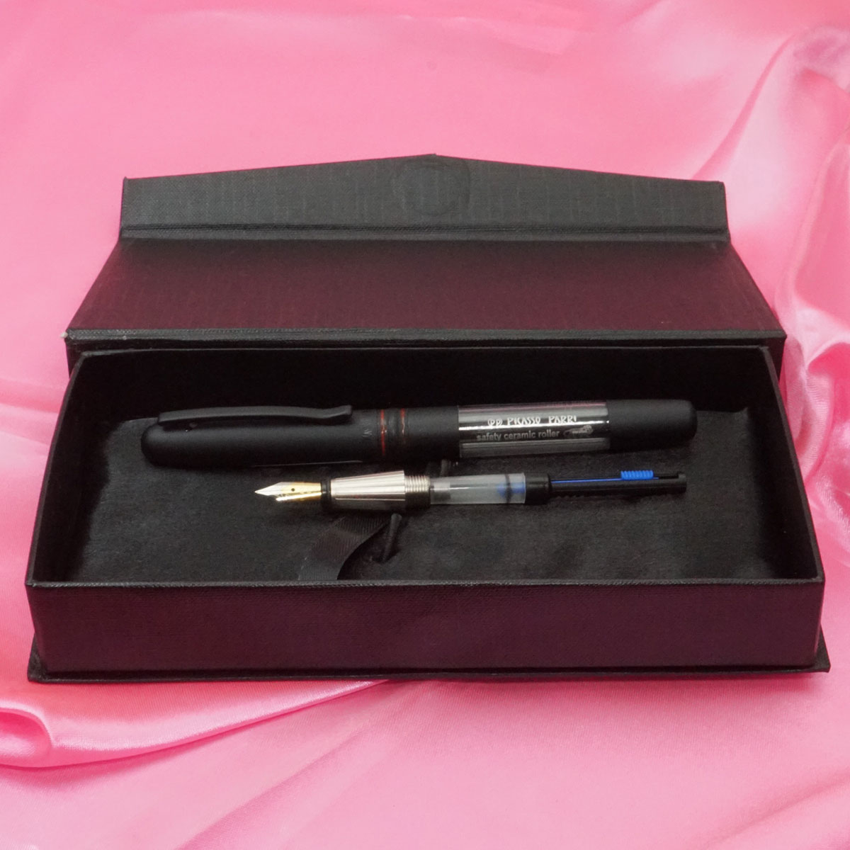 Picasso Pari Signature Matte Black Fountain Pen and Roller Ball ...