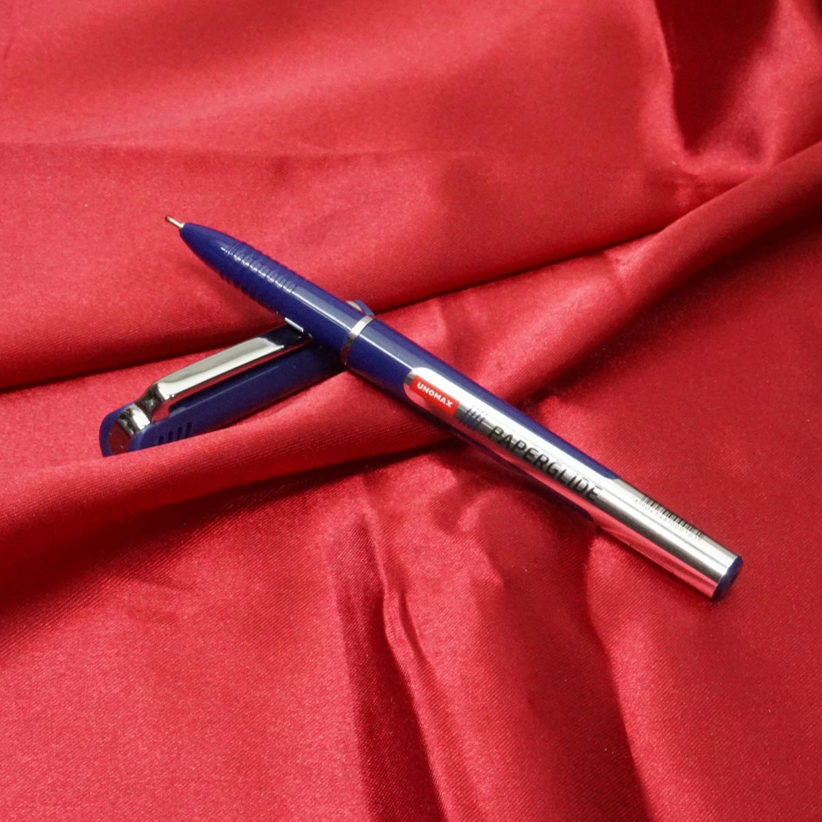 Unomax Paperglide Blue Color Body Design With Silver Clip Fine Tip Cap ...