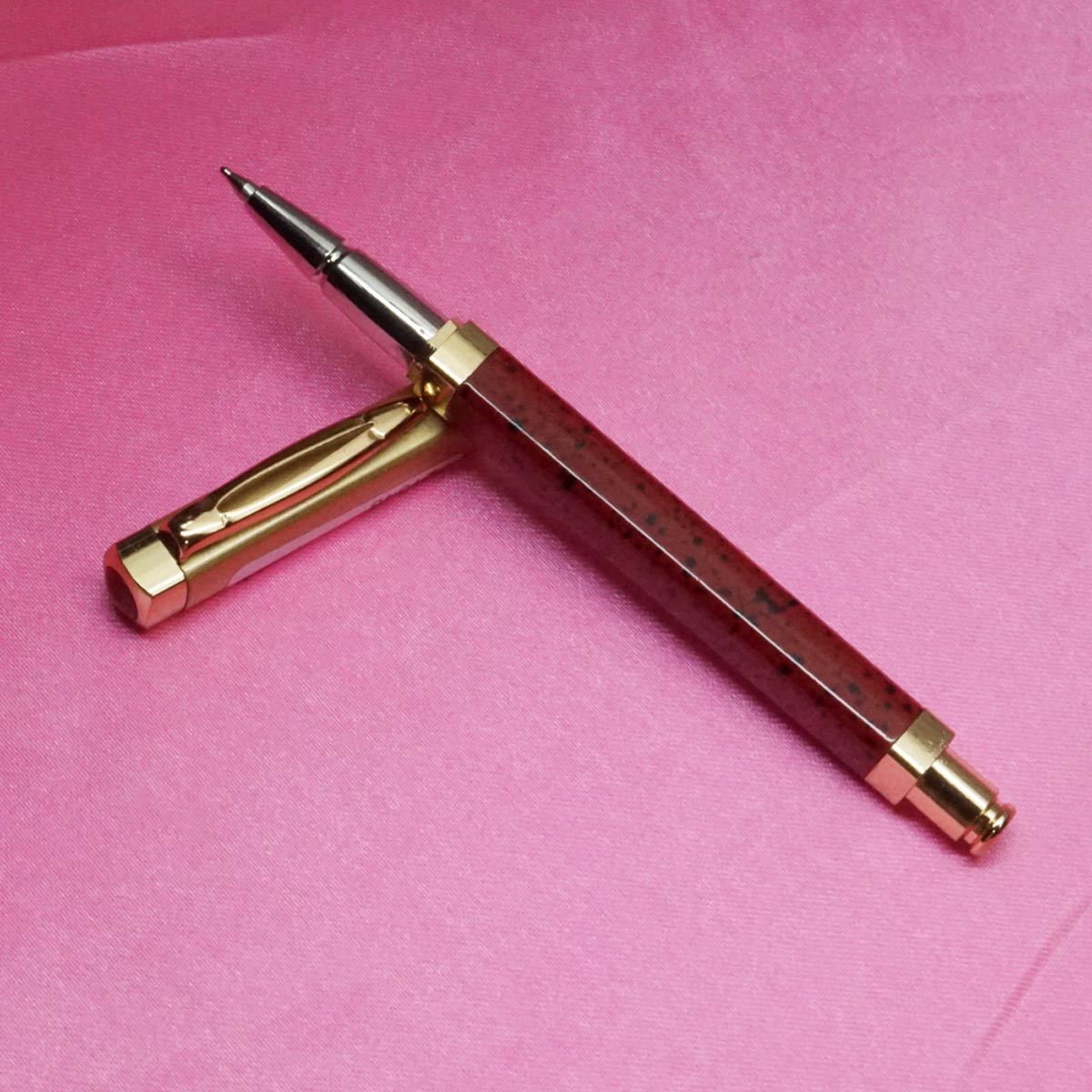 Picasso Parri Square Short Red Marble Design Square Shape Body With ...