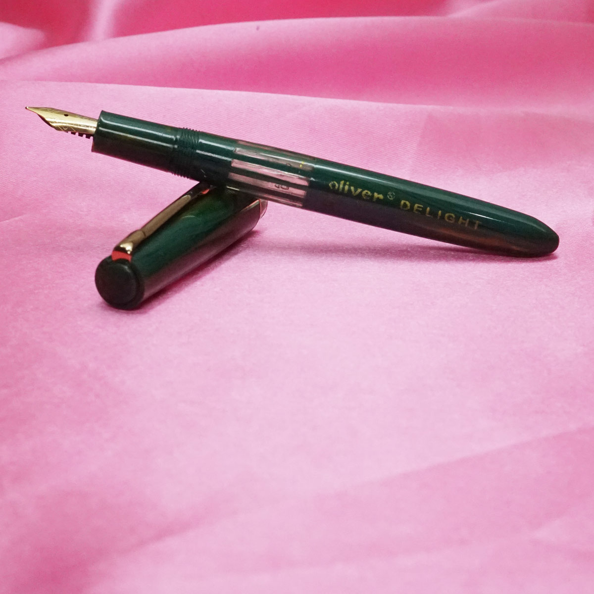 Oliver Delight Green Color Pattern Window Deigned Body With Fine Nib ...