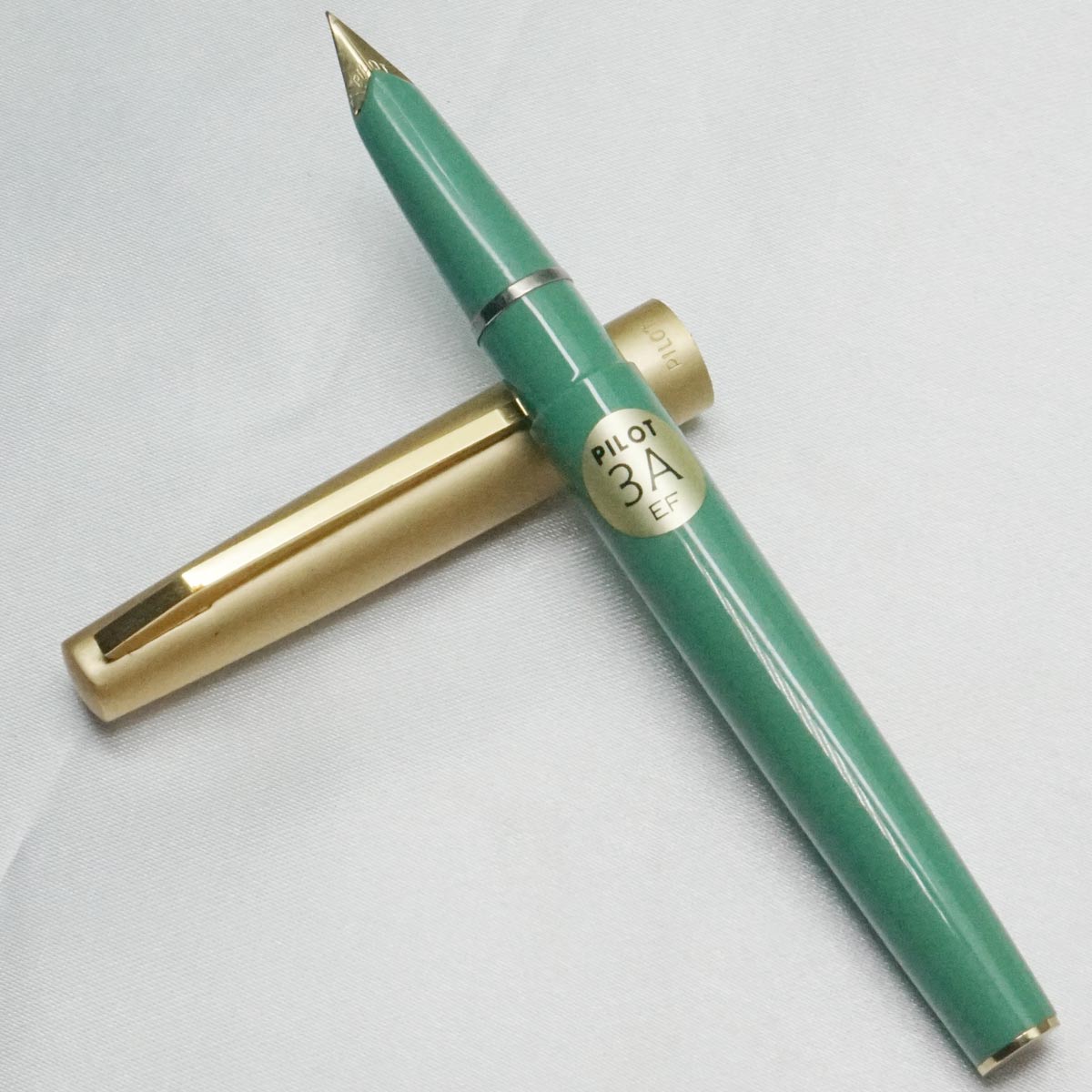 Pilot 3A Green Body and Gold Cap Convertor Type Gold Extra Fine Tipped ...