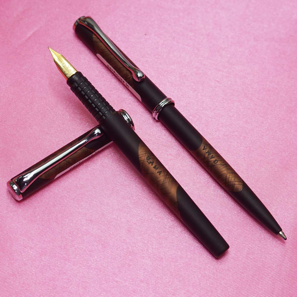 Gama - 21 - Black Color Body and Copper Design Aeromatic Fountain Pen ...