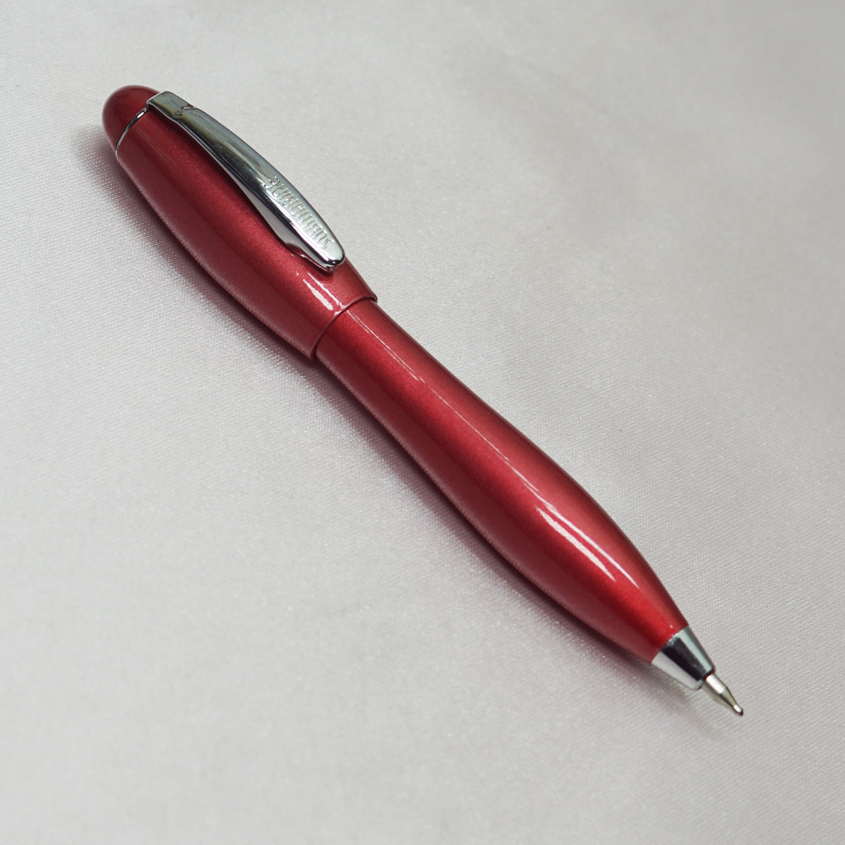 Submarine Short Glossy Red Color Body With Cap Fine Tip Click Type Ball ...