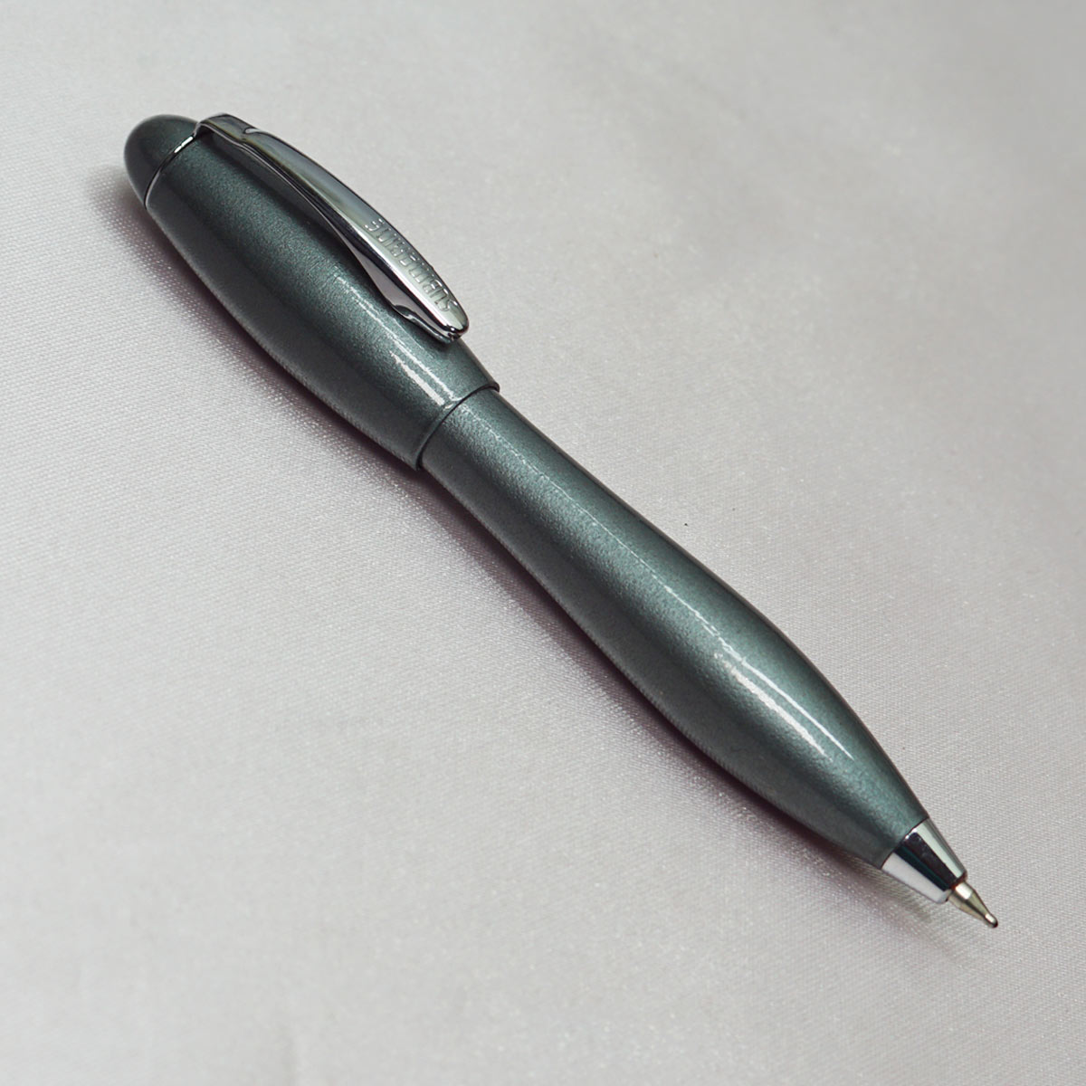 Submarine Short Glossy Grey Color Body With Cap Fine Tip Click Type ...