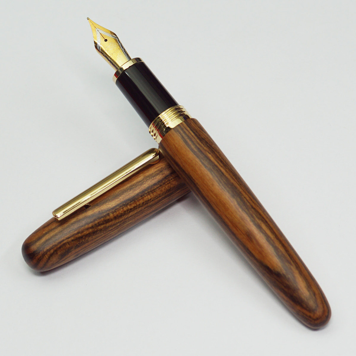 Jinhao 9056 Inheritance Wood Finish Body With Cap No 35 Fine Nib ...