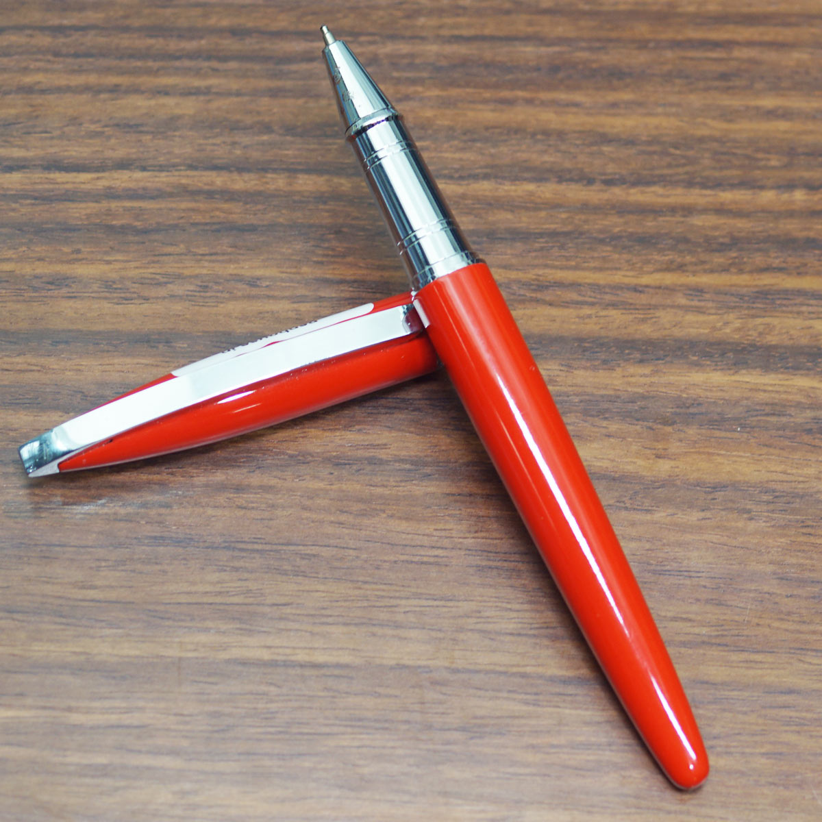 Pierre Delone Parris Ferrari Red Color Body With Medium Tip Silver Trim ...