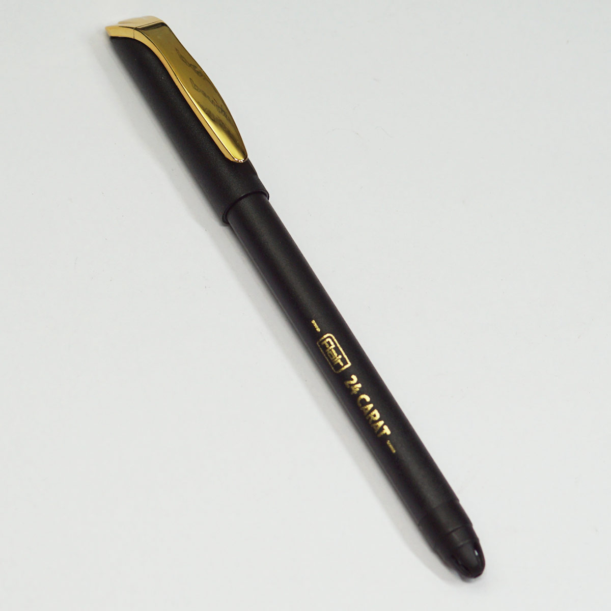Flair 24 Carat Black Color Body With Golden Color Clip Fine Tip Blue ...