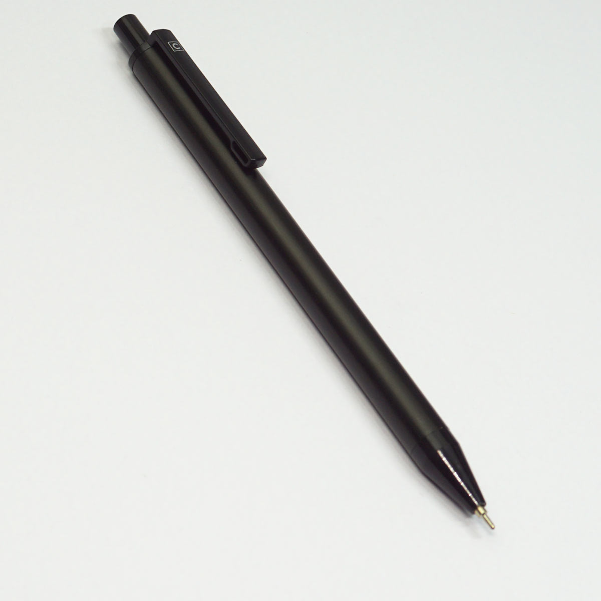 Cello Success Select Black Color Body With Black Clip Fine Tip Click ...