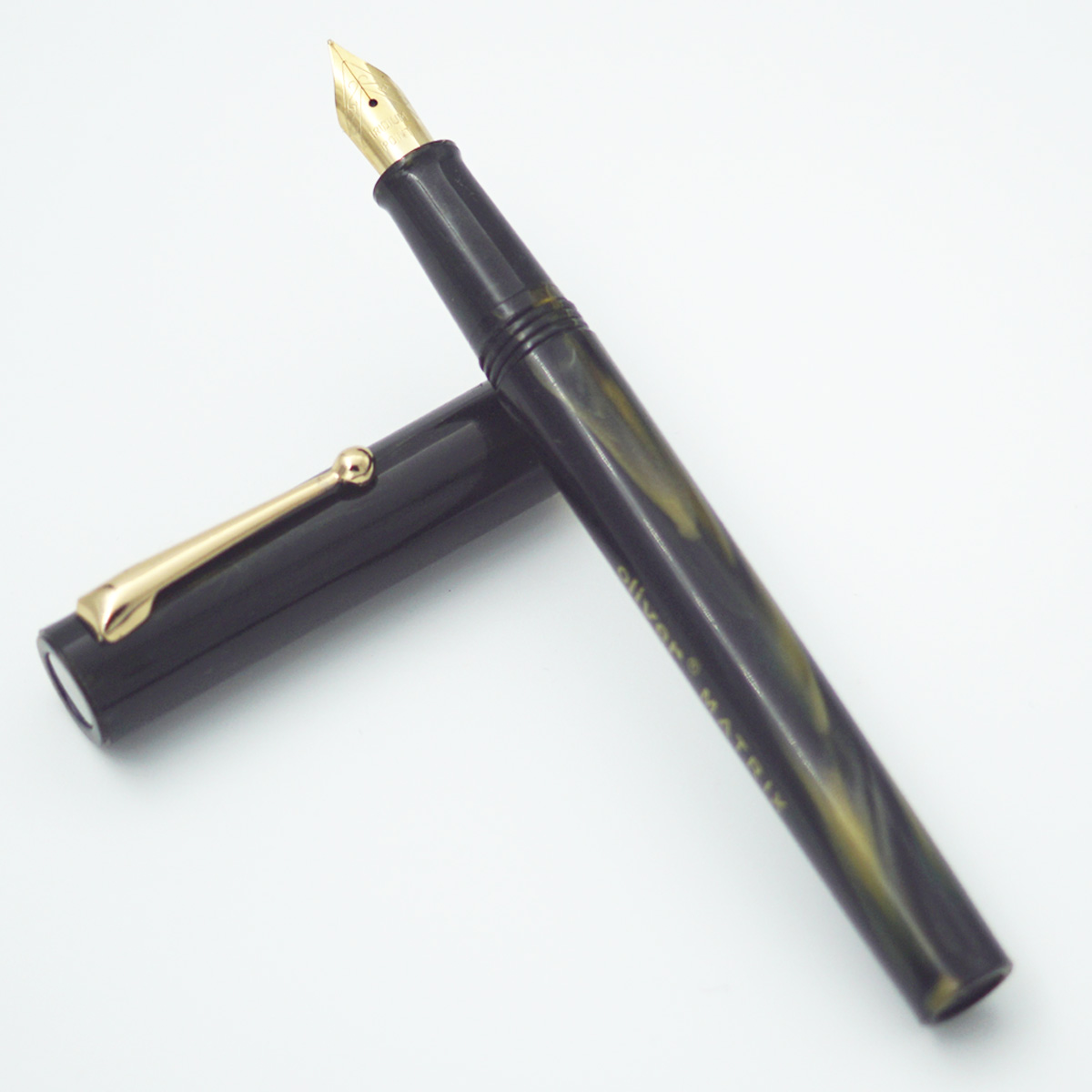 Oliver Matrix Black Color Marble Body With Golden Color Clip Fine Nib ...