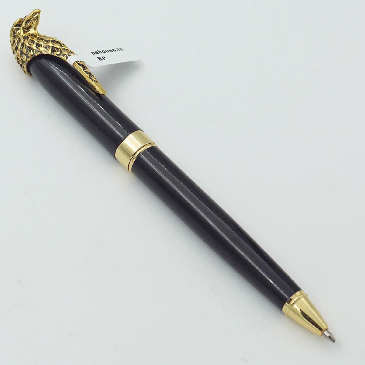 penhouse.in Black Color Body With Gold Color Eagle Clip Medium Tip ...