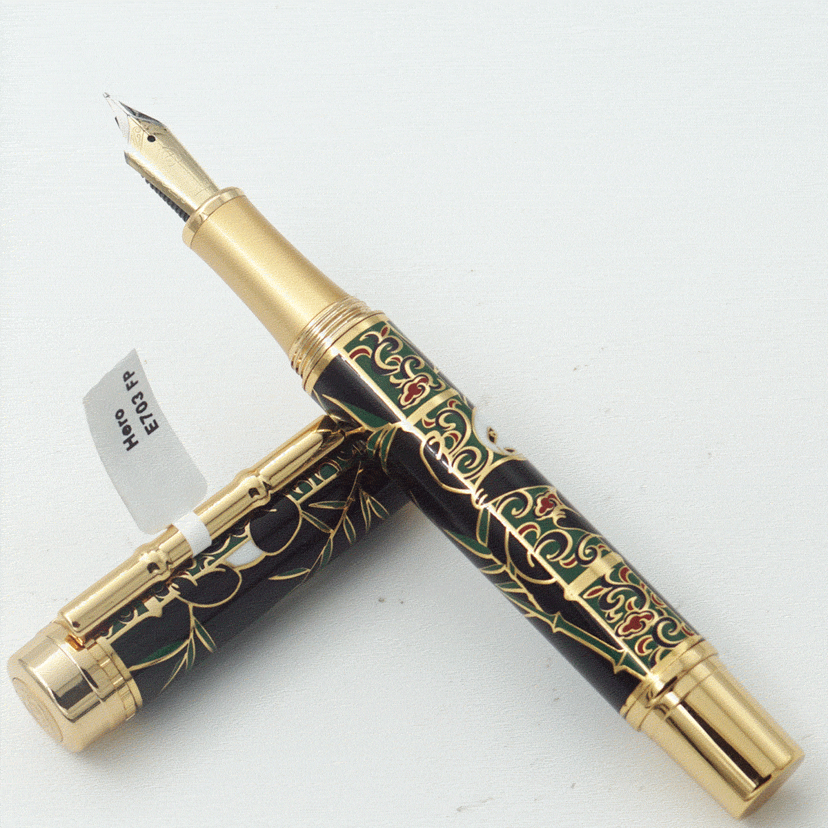 Hero E703 Panda Design Body With Golden Clip 18K Gold No 35 Fine Nib ...