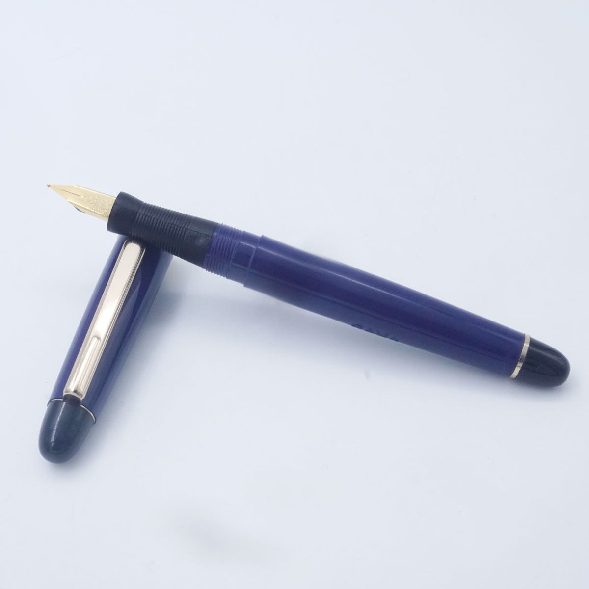 Gama Blue Body With Gold Color Clip Eye Dropper Fountain Pen SKU 26130