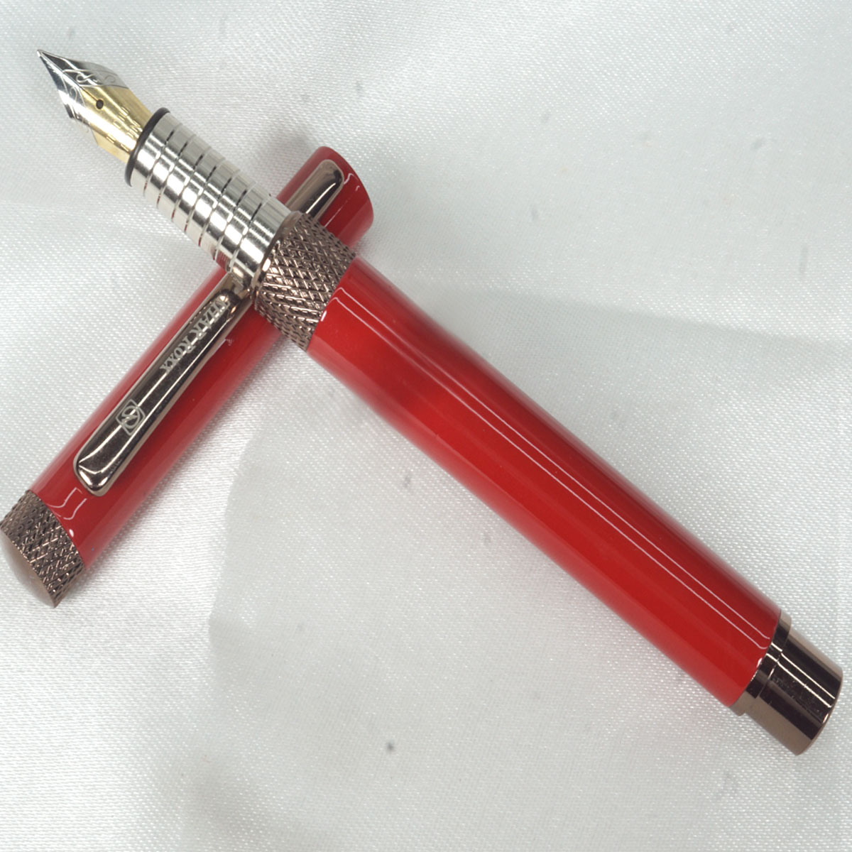 Oliver Thar Roxx Metallic Red With Coffee Clip Cartridge Type Fountain ...
