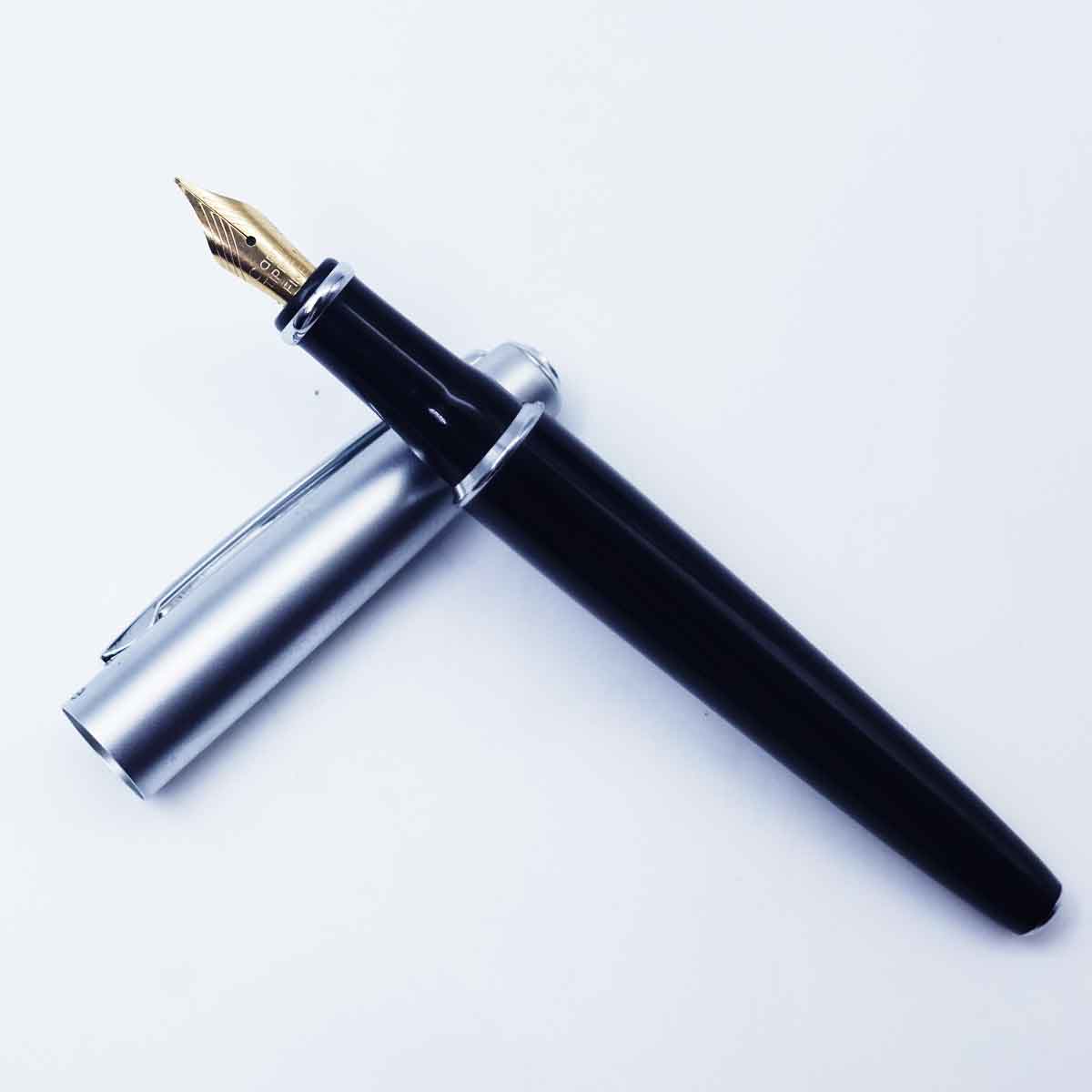 Camlin Elegant Black Colour Body Silver Cap with Sted Clip Gold Plated ...