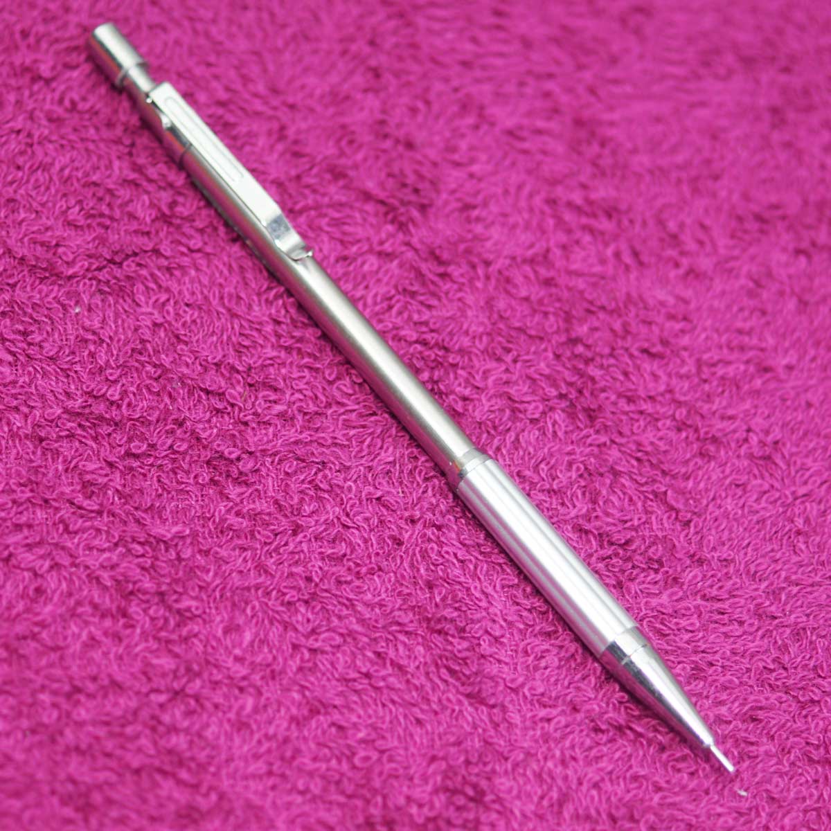 penhouse.in Slim Silver Color Body With Silver Color Grip 0.7mm Tip ...